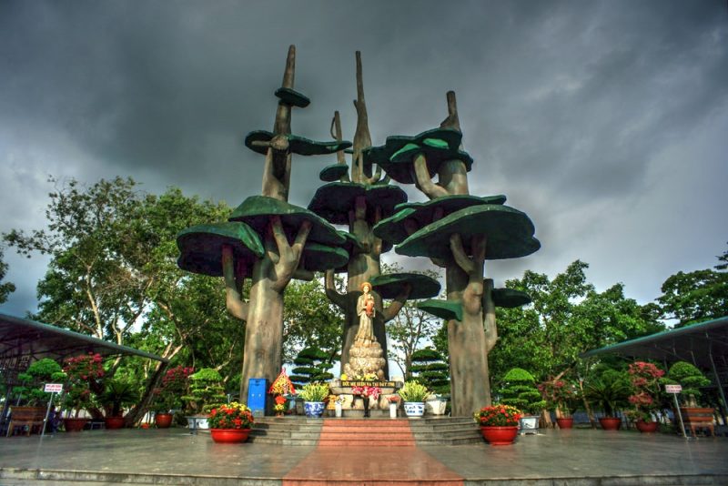 Holy Shrine of Our La Vang Lady. - Viet Pilgrim Travel